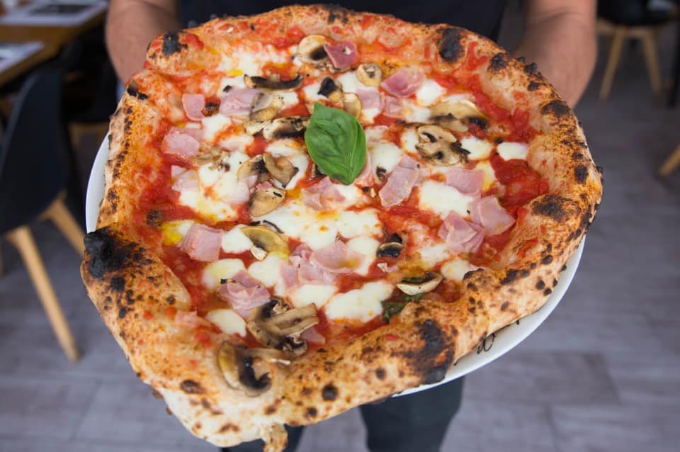 L'Artista Pizzeria Napoletana - Balearic Islands holidays